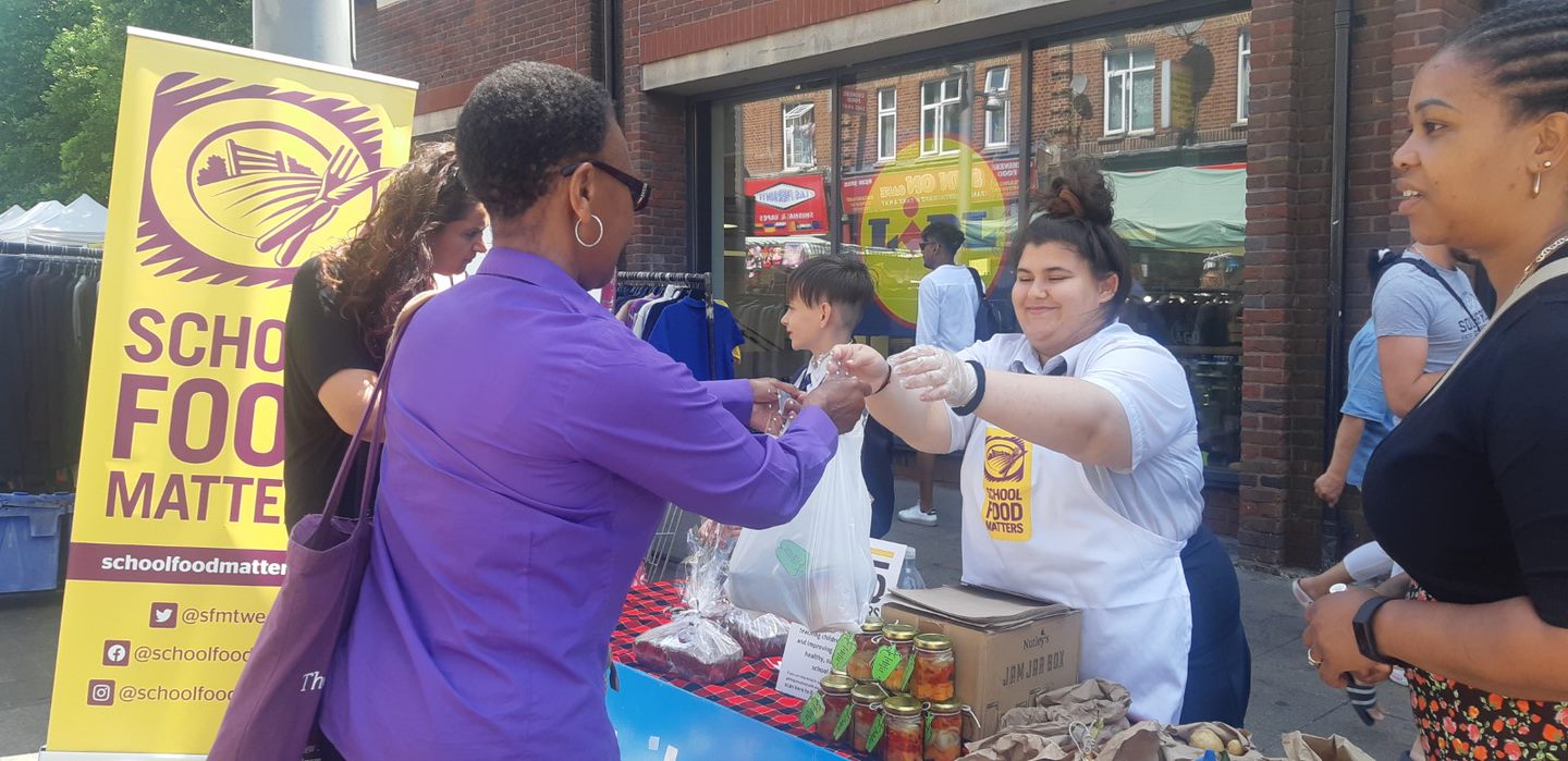 Teenagers raise hundreds selling school-grown produce - Waltham Forest Echo