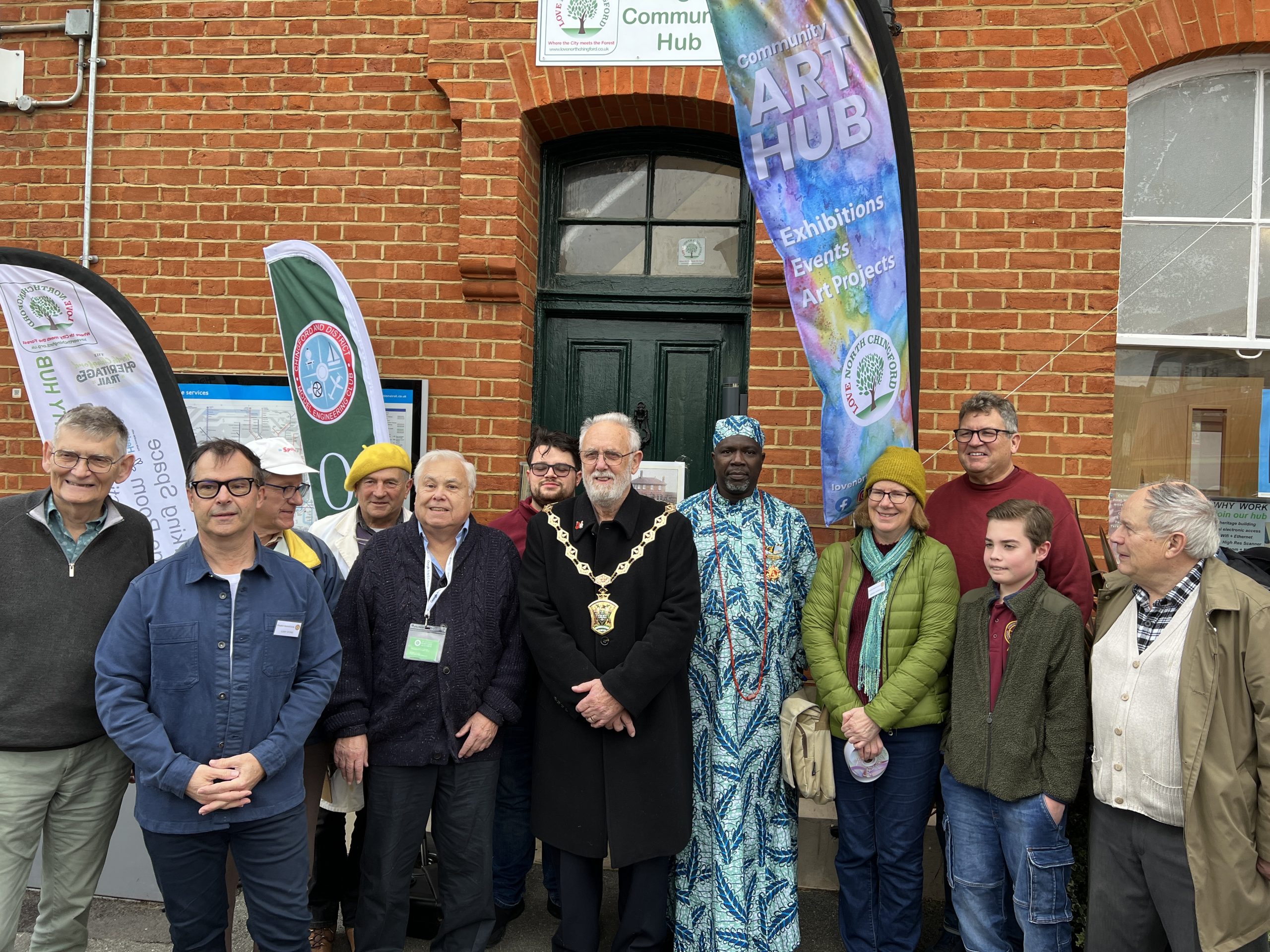 Hundreds turn out to celebrate 150th anniversary of Chingford-Liverpool ...