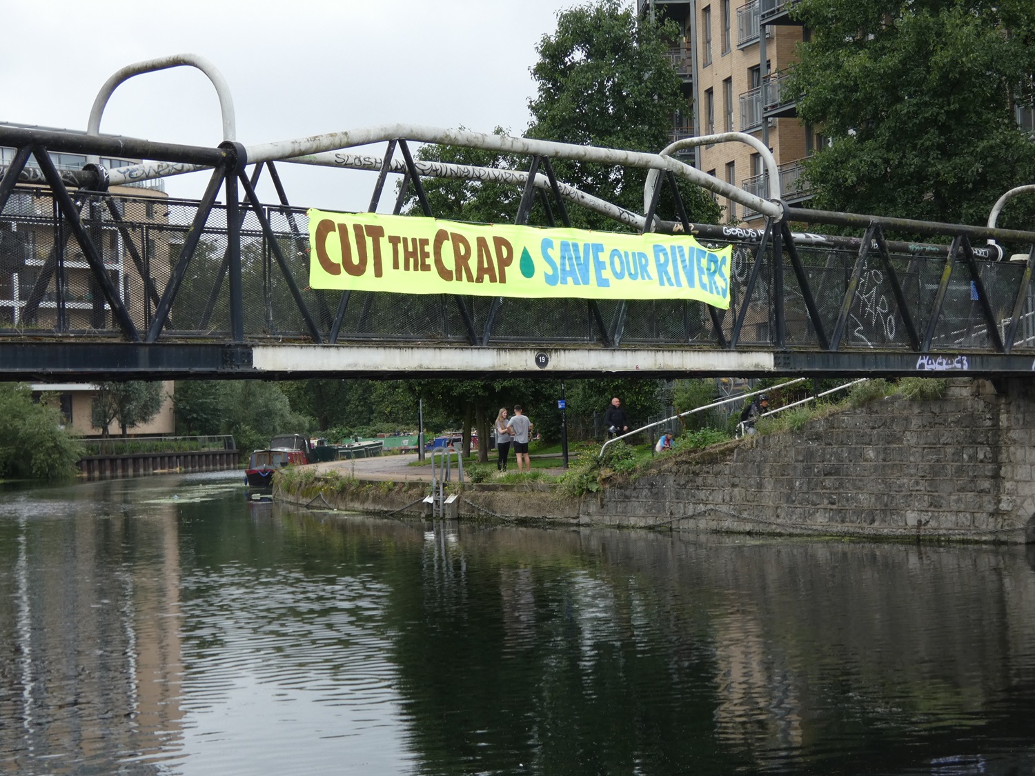 Hundreds of sewage spills into River Lea and its tributaries last year ...