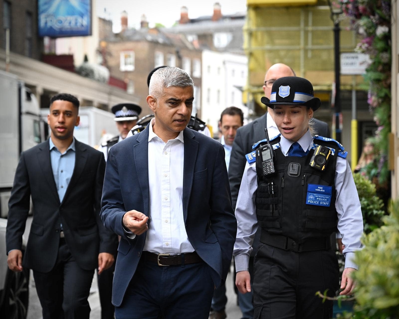 Mayor launches free legal advice service launched - Waltham Forest Echo