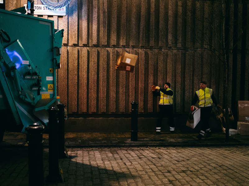Bin workers confirm Christmas and New Year strike dates - Waltham ...